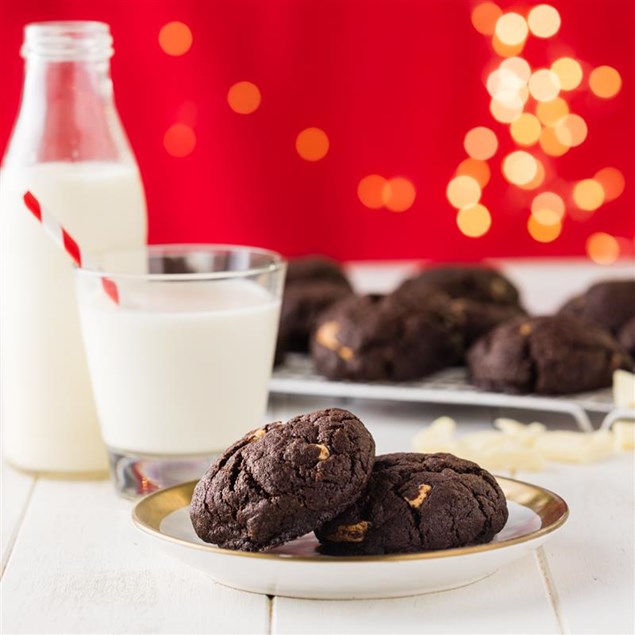 Milk & Cookies for Santa - My Food Bag