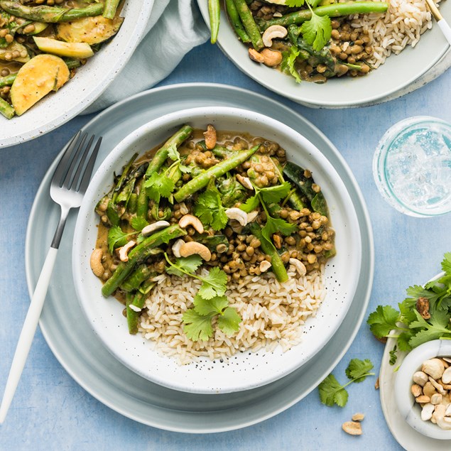 15-Minute Vibrant Lentil 'Butter' Curry with Fresh Coriander & Cashews ...