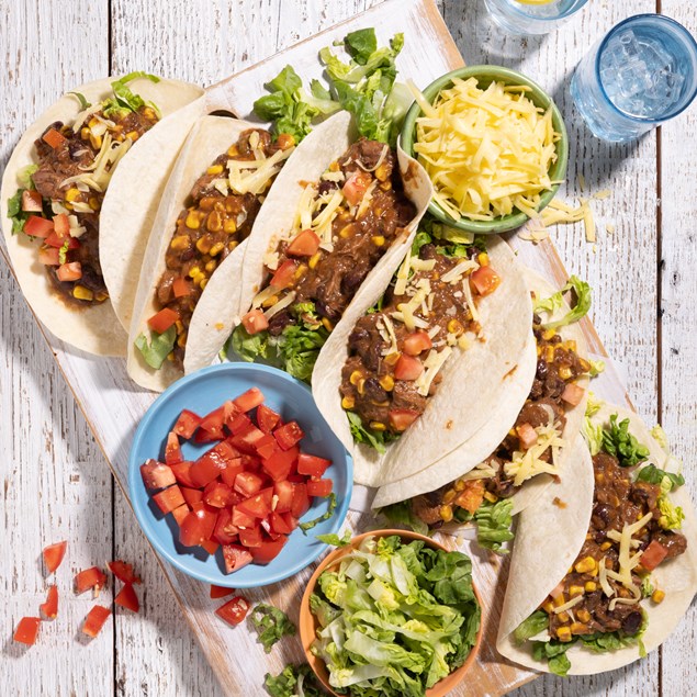 20-Minute Mexi Pulled Beef Tacos with Cheese & Fresh Veggies - My Food Bag