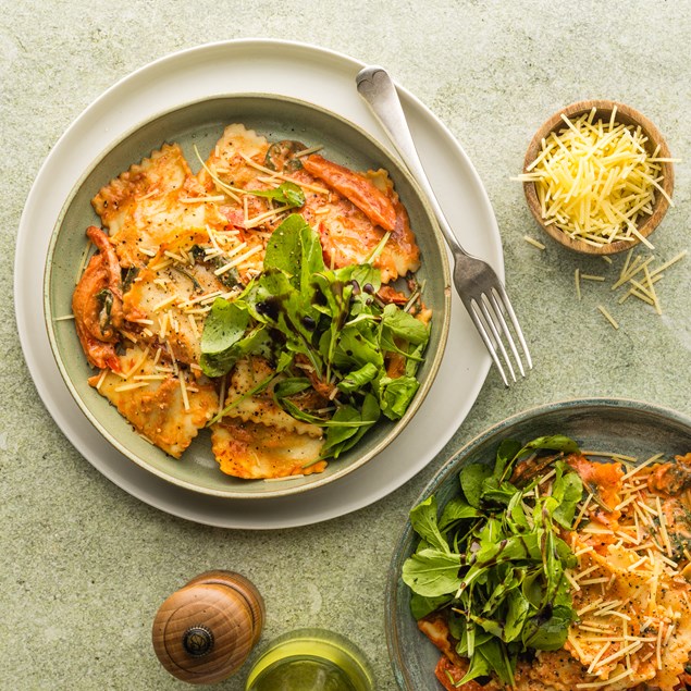 15-Minute Creamy Sundried Tomato Ravioli with Parmesan - My Food Bag