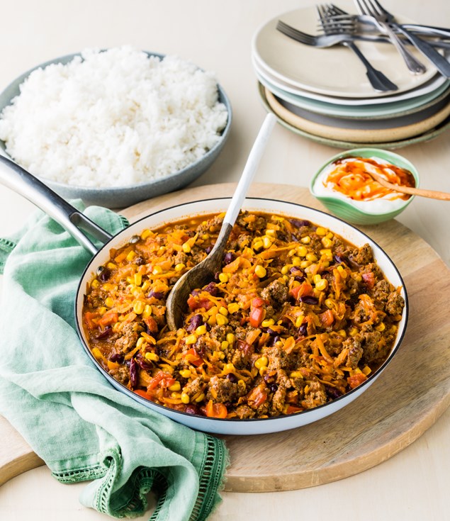 Feed The Team Beef & Pork Chilli Con Carne with Sour Cream - My Food Bag